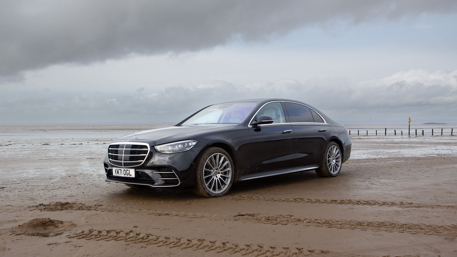 Mercedes S580e Long AMG Line Premium: fast, smooth and economical | T3