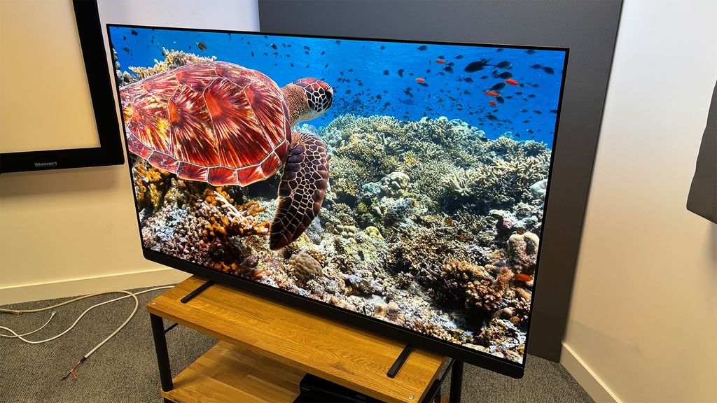 Philips OLED909 review: MLA OLED shines, yet it's still overshadowed ...