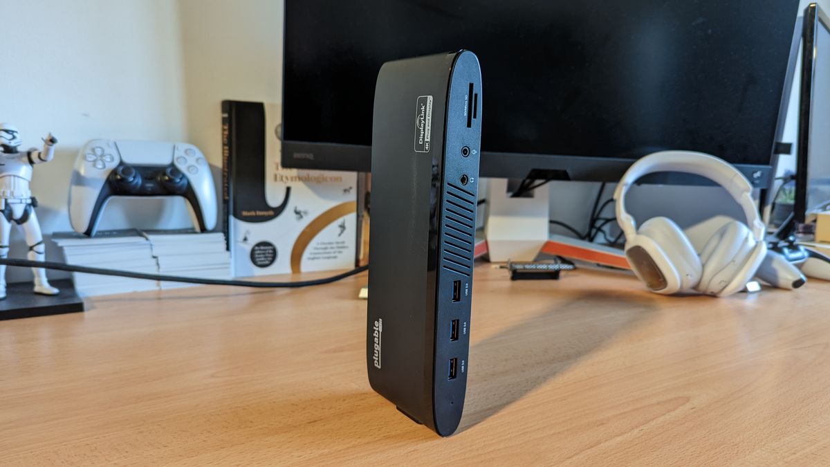 Plugable Dual 4K Display Docking Station review: 13-port powerhouse ...