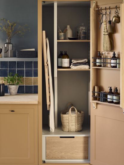 How to plan a utility room: 7 steps to a organized space | Homes and ...