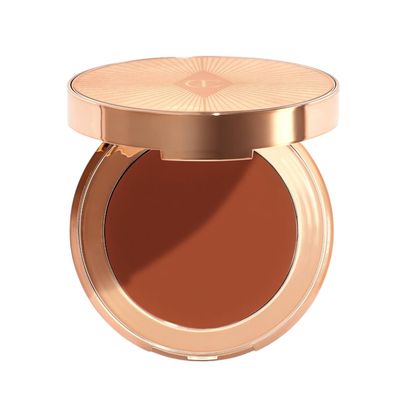 Victoria Beckham's terracotta makeup is so chic for autumn | Woman & Home