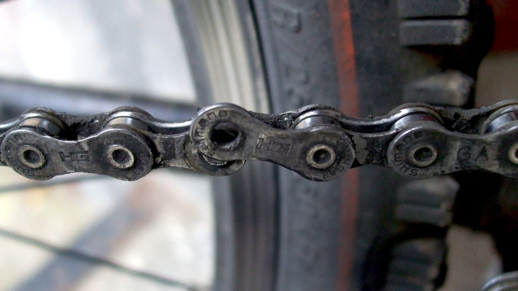 How to fix a broken bike chain – three methods that are easier than you ...