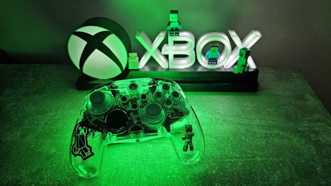 First look at the PDP REALMz wireless Minecraft Xbox controller ...