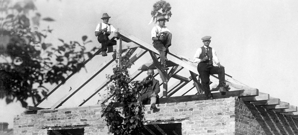 The mysteries of 'topping off': Why workers erect trees and crack open ...