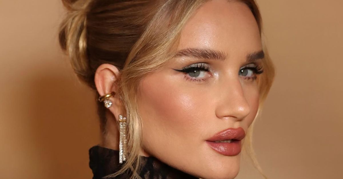 How to Do Makeup for Round Eyes, Straight From an Expert | Who What Wear