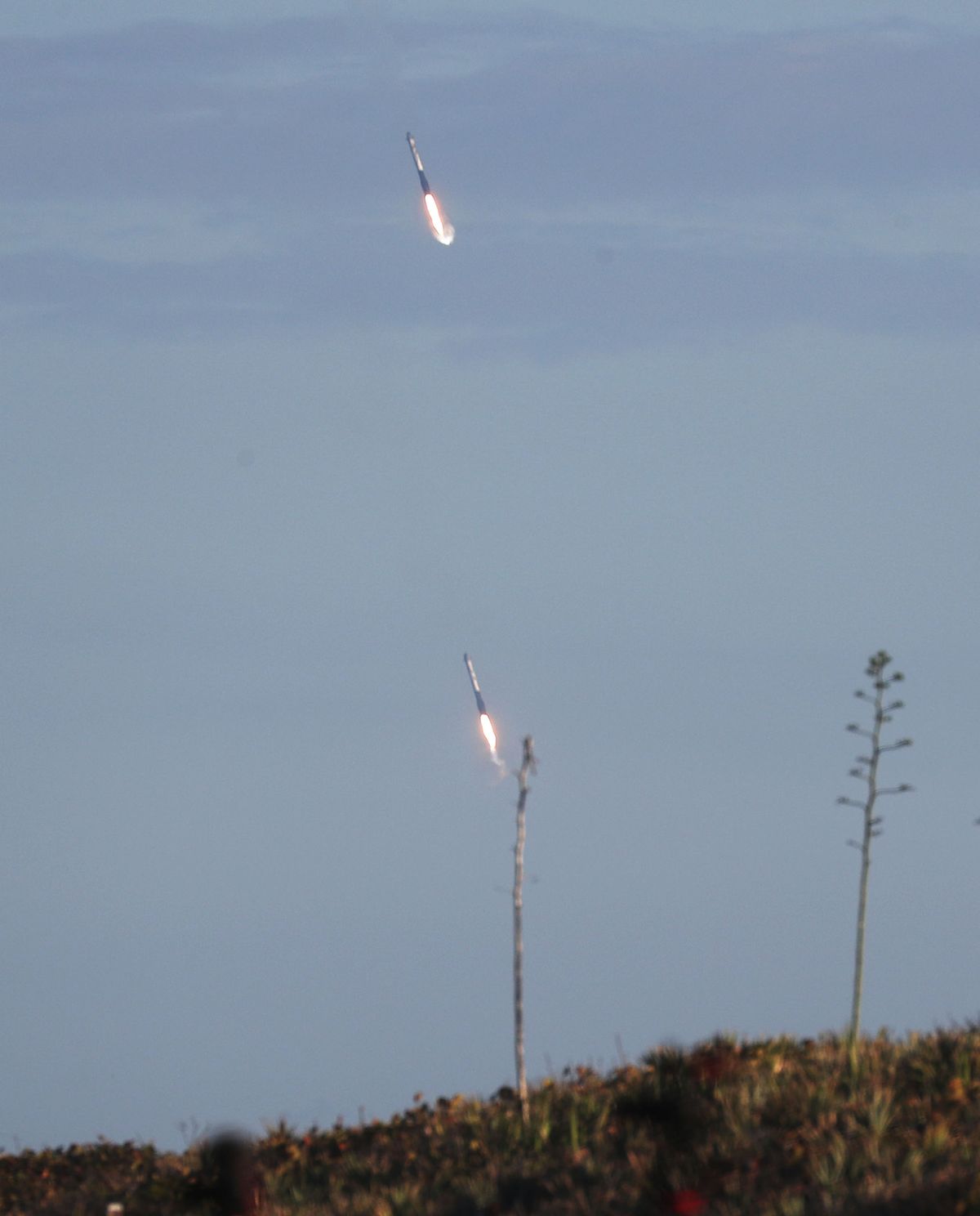 SpaceX Falcon Heavy Sticks Triple Rocket Landing with 1st Commercial ...