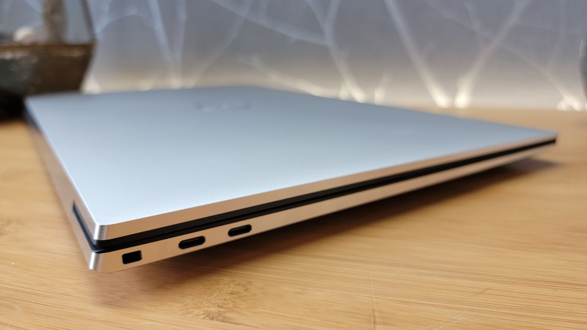 Dell XPS 17 (9720) Review: Bright Screen Meets Efficiency Cores | Tom's ...