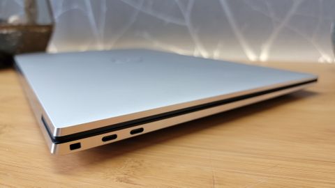 Dell XPS 17 (9720) Review: Bright Screen Meets Efficiency Cores | Tom's ...
