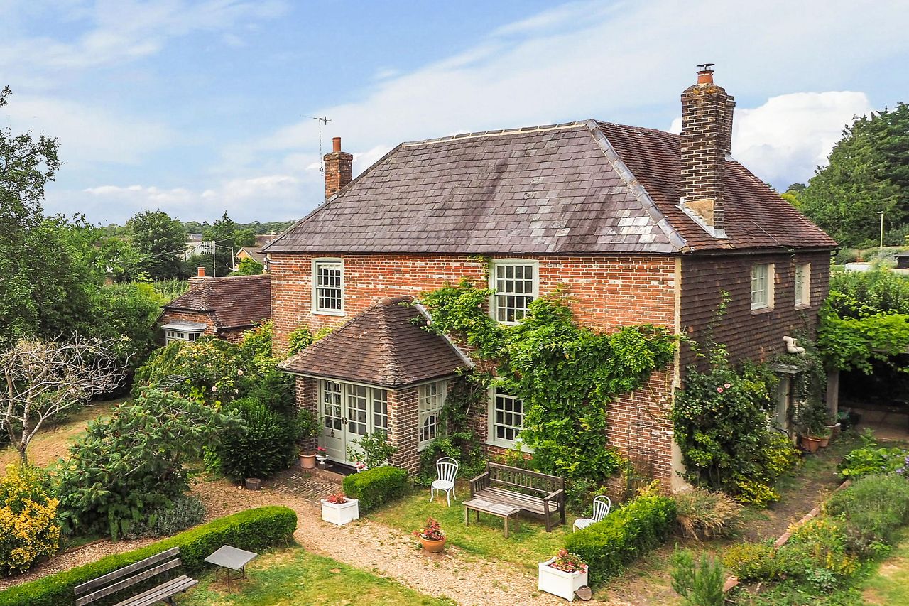 22 charming country homes for sale, from £500k to £3m, as seen in ...