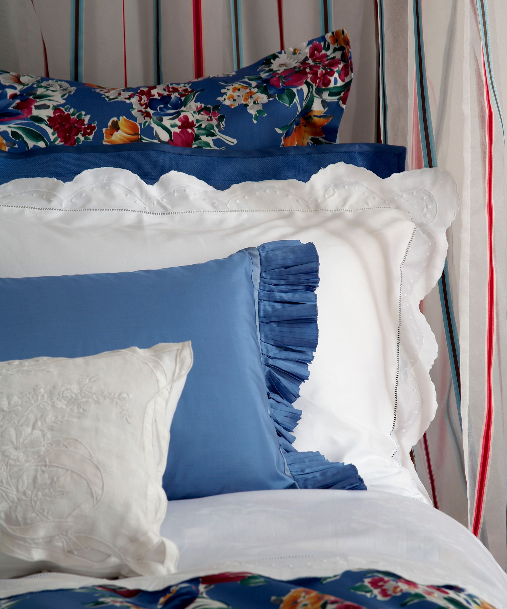 The Crown interiors: how to get the look | Homes and Gardens