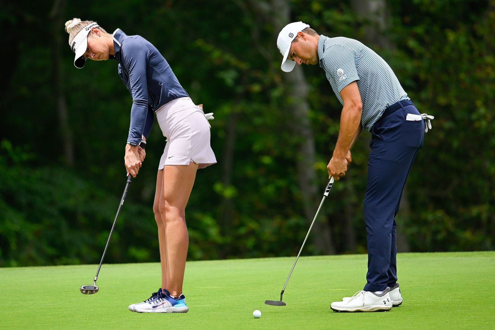 Left Hand Low Putting Grip Explained: Step-By-Step Pro Guide | Golf Monthly