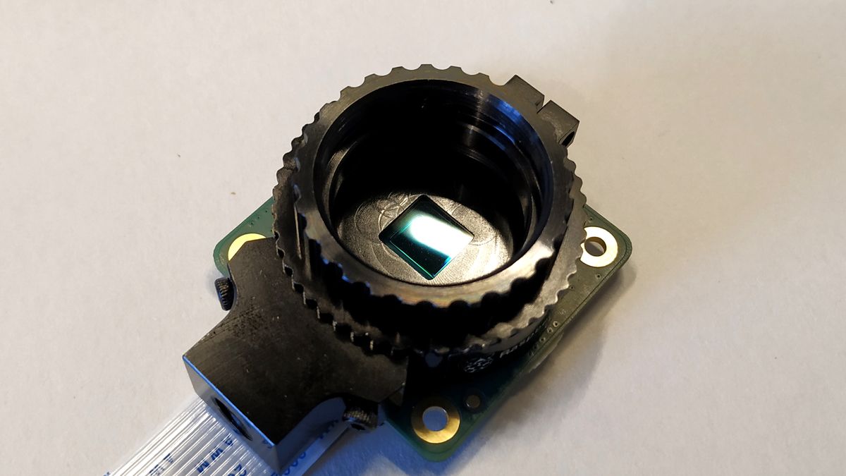Raspberry Pi High Quality Camera Review: Interchangeable Lenses ...