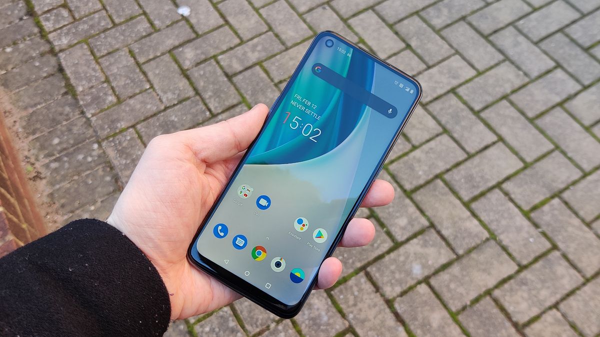 OnePlus Nord N10 5G review | Top Ten Reviews