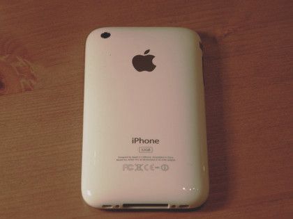 Apple iPhone 3GS - design - iPhone 3GS review - Page 2 | TechRadar