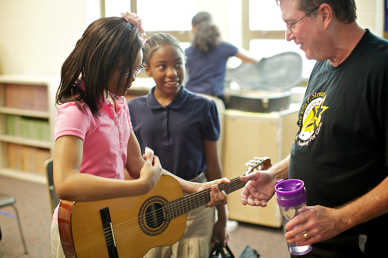 VH1 Save the Music: An Effective Strategy for Teaching Young Beginners ...