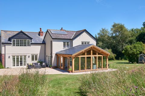 Building an Extension: How to Budget and Manage Your Project | Homebuilding