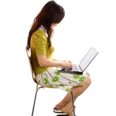 Twitters Every Woman Should Follow | Marie Claire