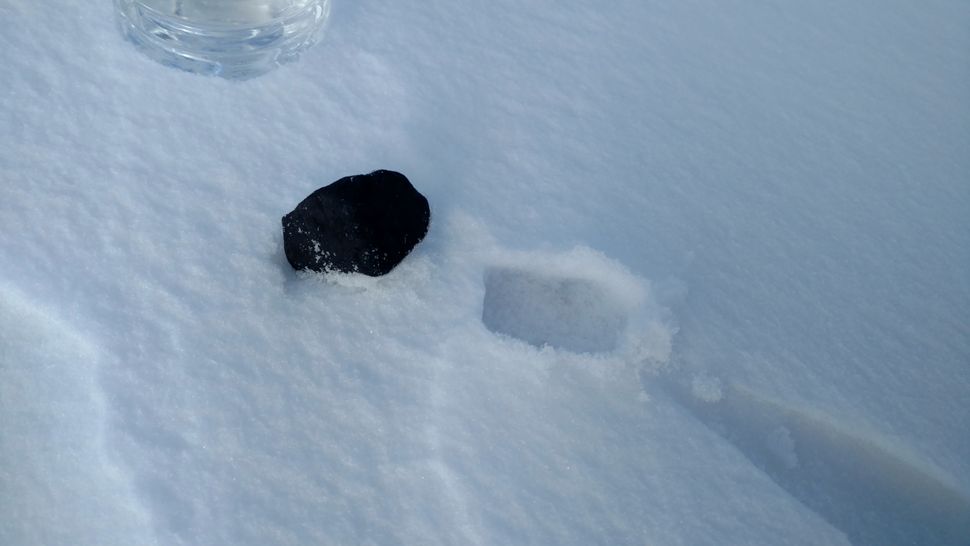 Fireball Finds! Meteorite Fragments from Dazzling Michigan Meteor Found ...