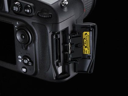 Nikon D800 vs Canon EOS 5D Mark II | TechRadar