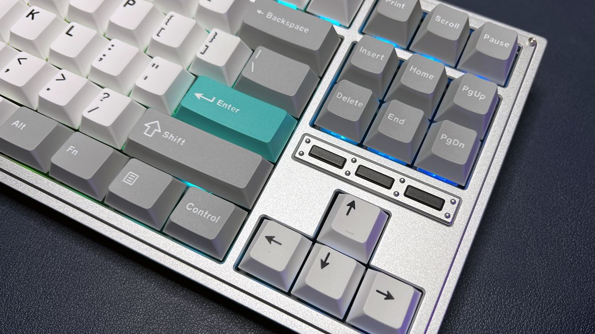 Lemokey L3 Review: Keychron’s First Gaming Keyboard | Tom's Hardware