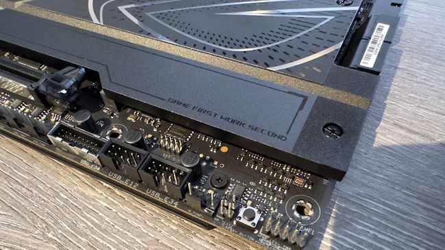 Asus ROG Maximus Z890 Hero review | PC Gamer