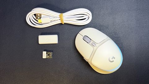 Logitech G705 Review: Cute, clicky, contoured | Tom's Hardware