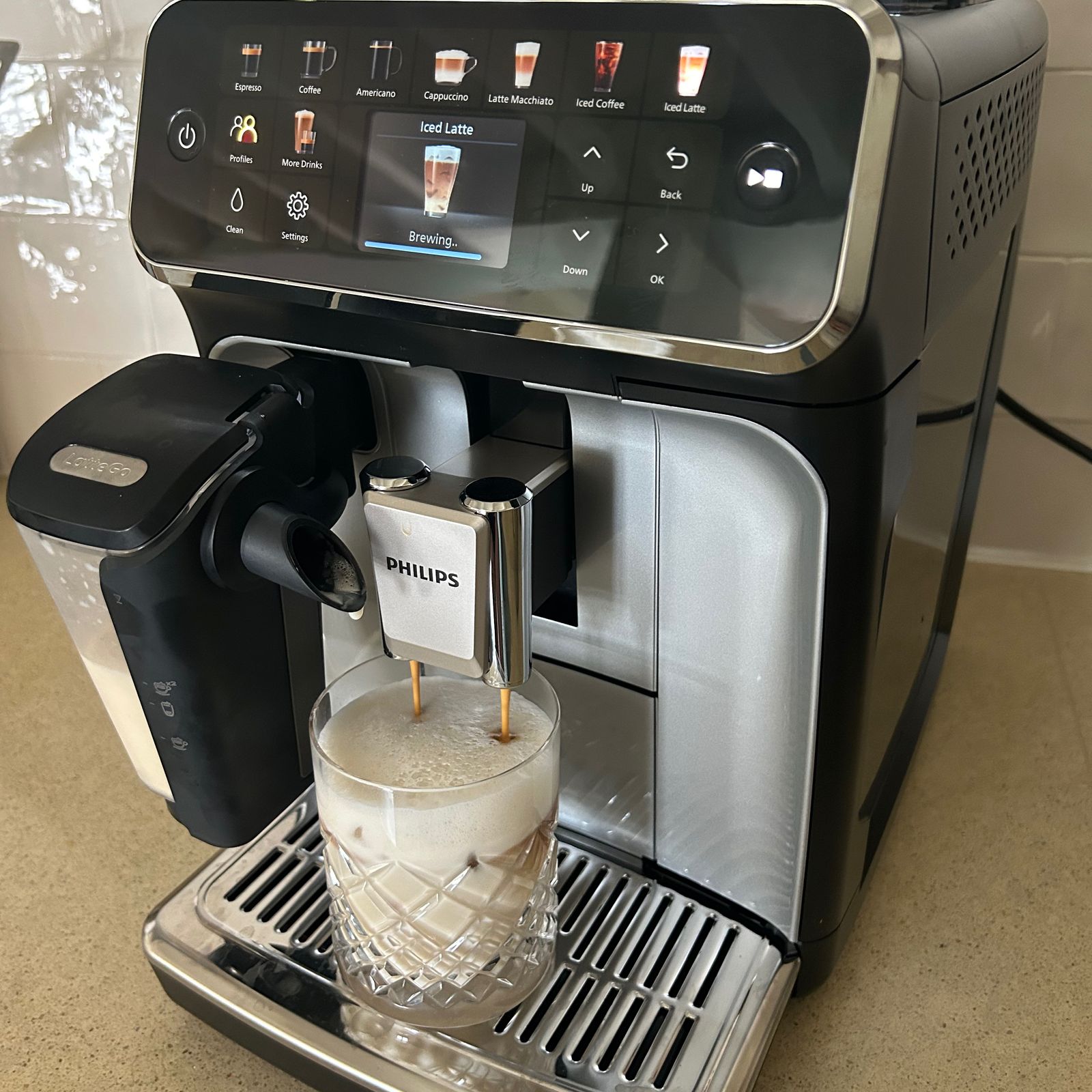 I tried Philips new bean-to-cup coffee machine, which has 20 iced and ...