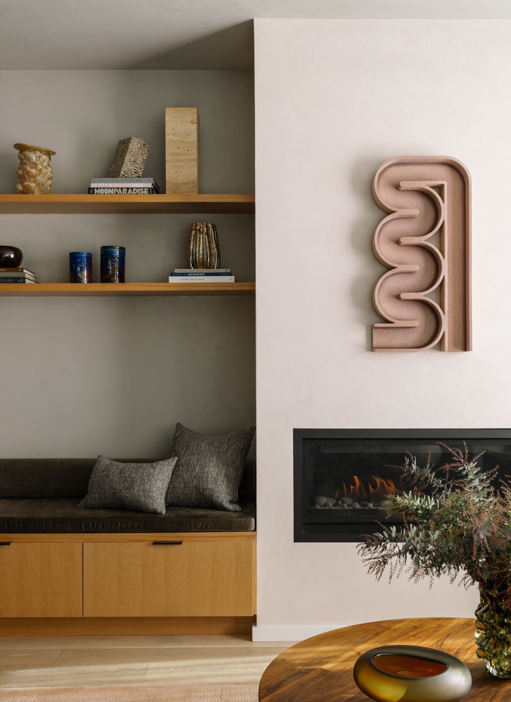 Should You Close Vents in Unused Rooms? HVAC Experts Say No | Livingetc