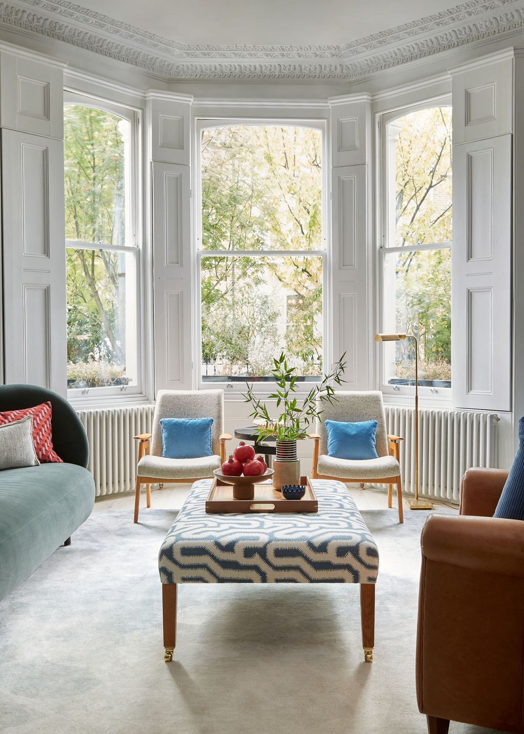 11 Window Treatment Ideas for Bay Windows That Elevate Your View ...