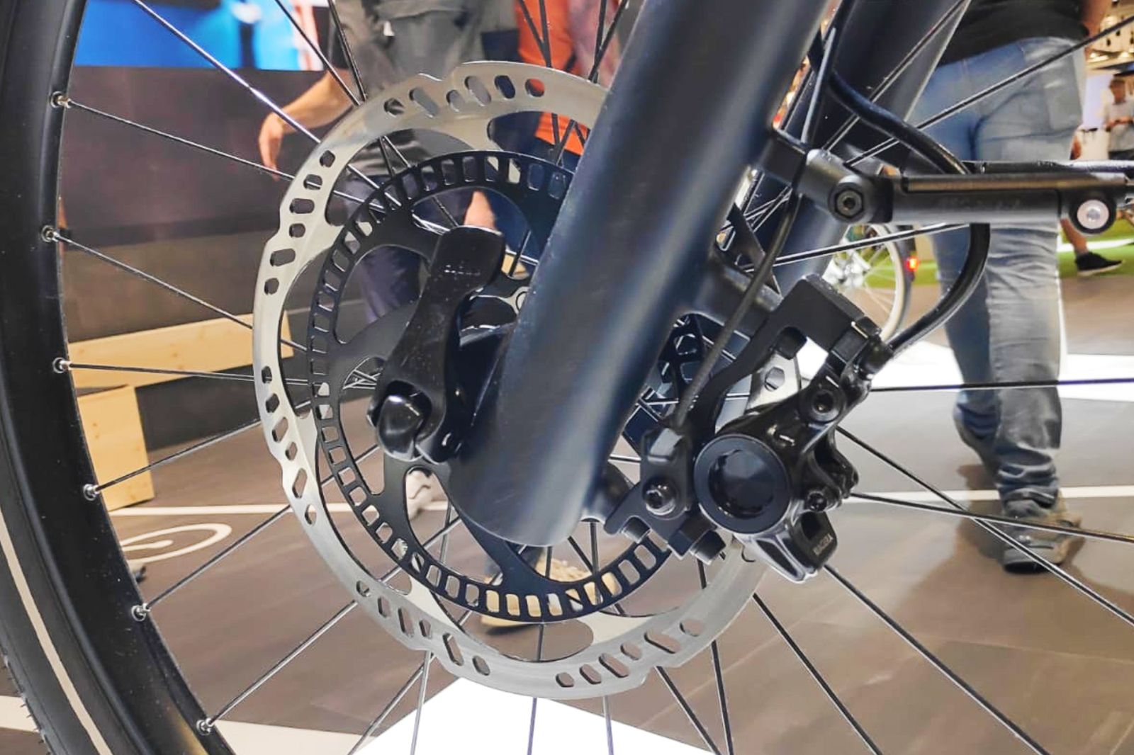 All you need to know about the latest e-bike anti-lock braking systems ...