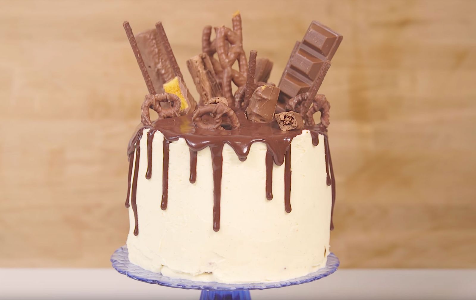 Chocolate drip cake recipe - with step-by-step video | Baking Recipes ...