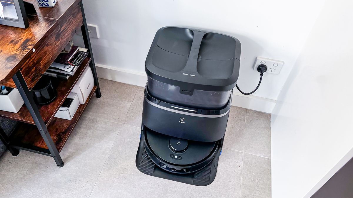 Ecovacs Deebot T30 Omni review: a compact and good value all-in-one ...