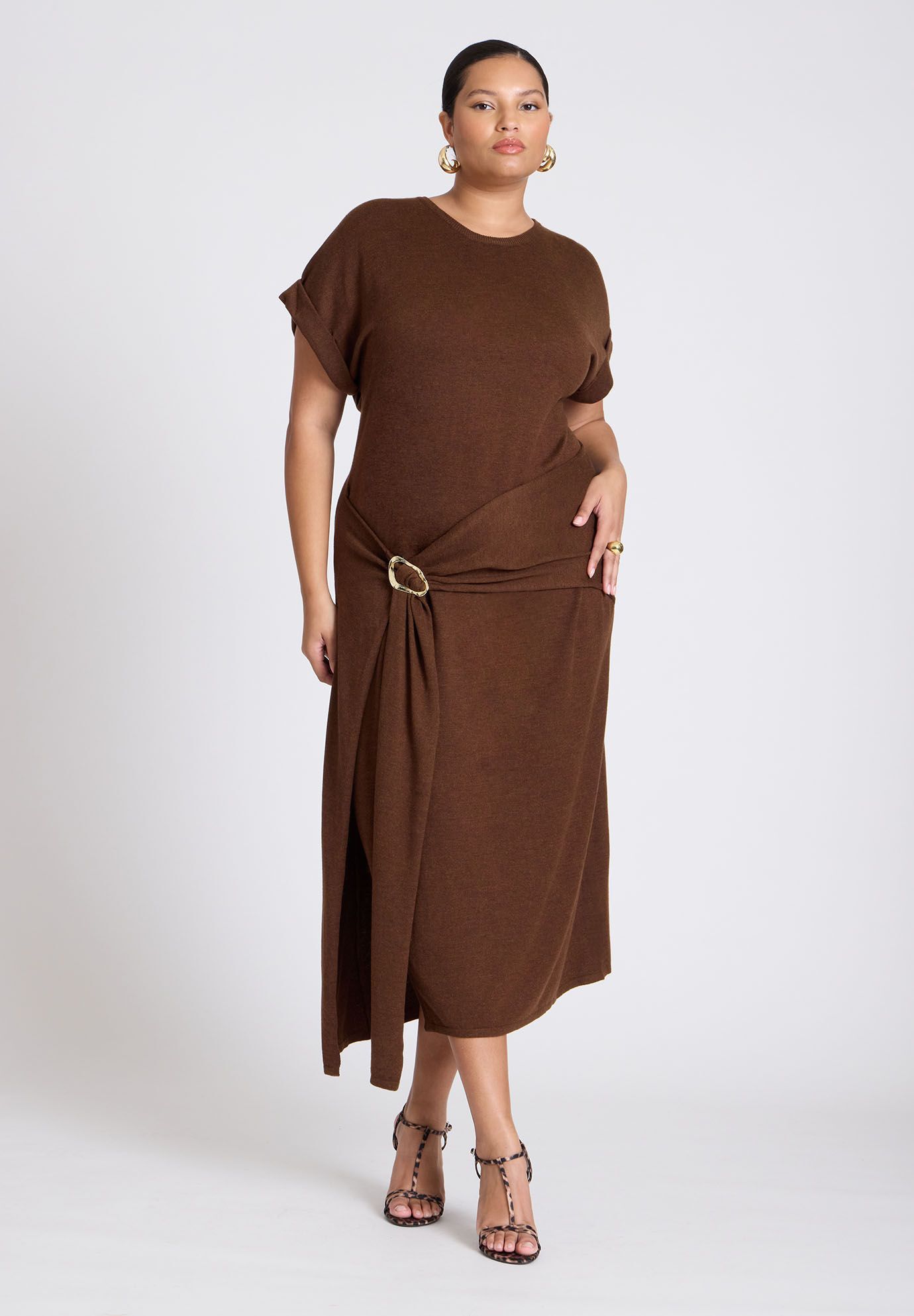 34 Chic and Comfortable Thanksgiving Dresses to Buy This Year | Who ...