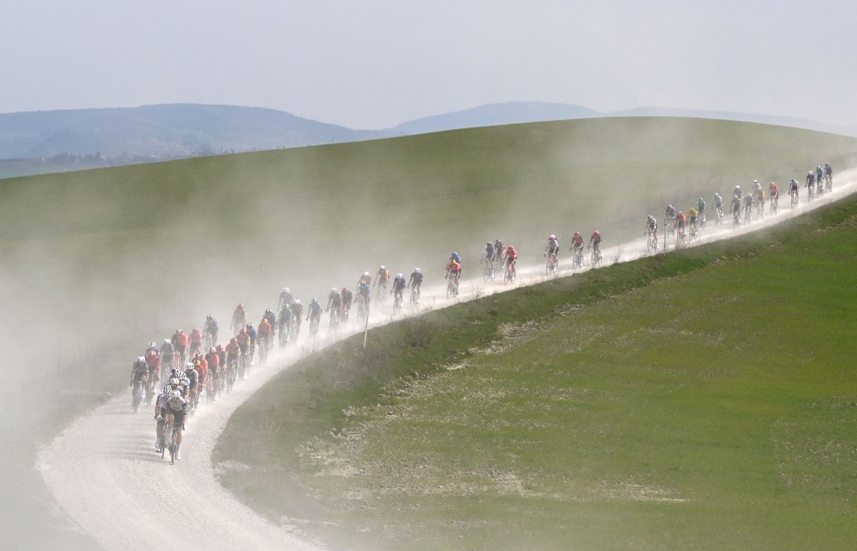 Dust, drama, and domination in Strade Bianche 2025 - Gallery | Cyclingnews