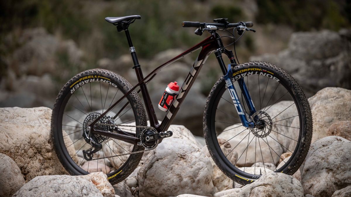 Trek's best-selling hardtail MTB gets new carbon models, plus ...