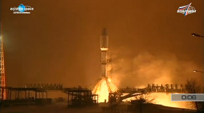 Russian Rocket Launches 6 Satellites Into Space Days After Soyuz Crash ...