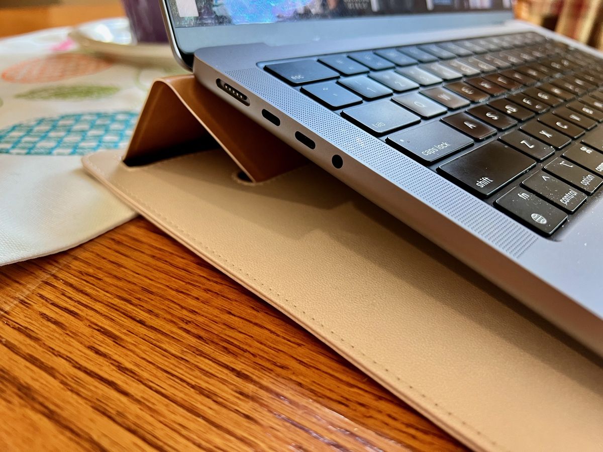 Moshi Muse 3-in-1 Slim Laptop Sleeve review: Your MacBook will thank you | iMore