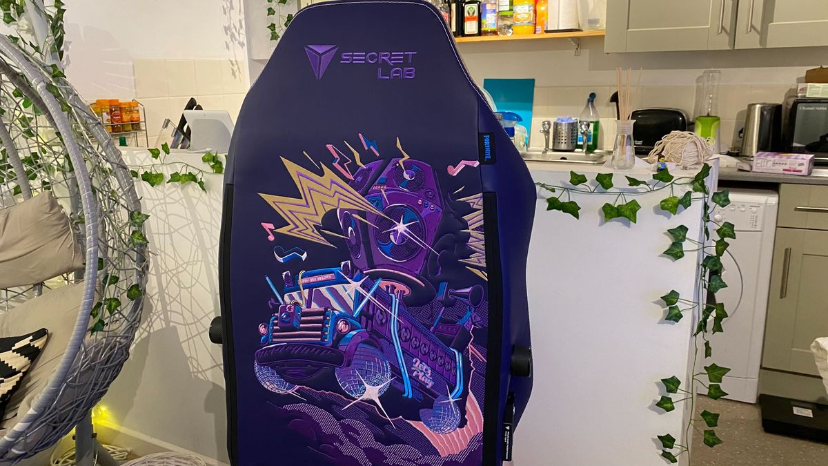 SecretLab x Fortnite Battle Bus Gaming Chair: "you already know that ...