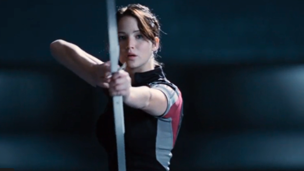 New Hunger Games Photo Shows Katniss And Peeta Dressed For The Opening ...