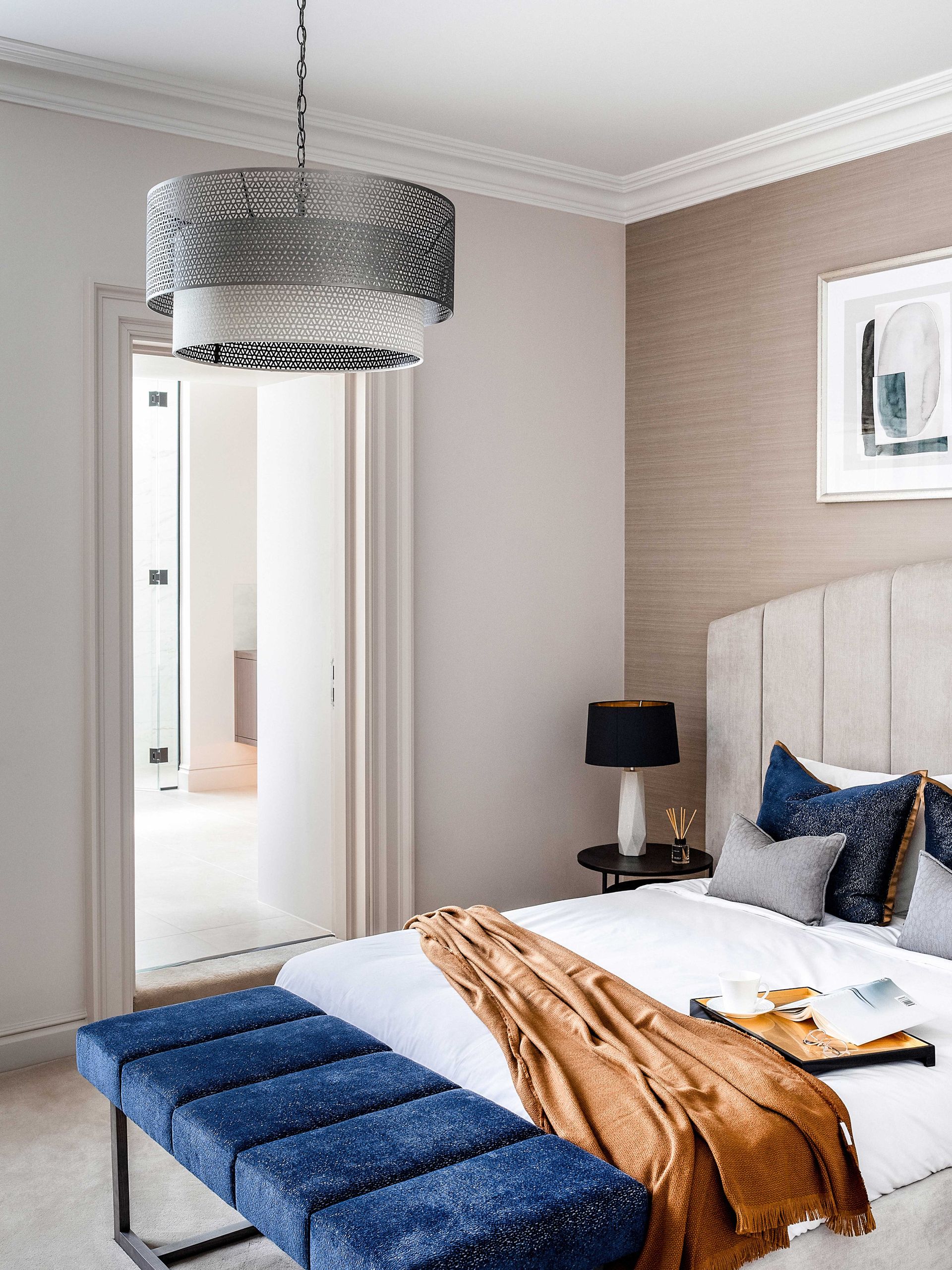 Inside a luxurious London apartment that's inspired by the iconic ...