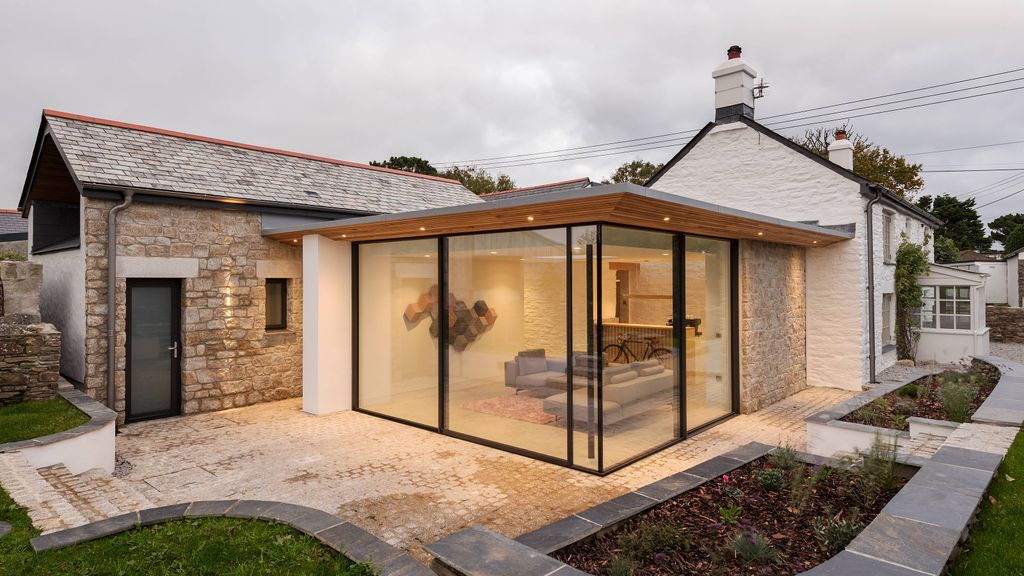 Cottage extensions: Expert tips and inspirational ideas | Homebuilding