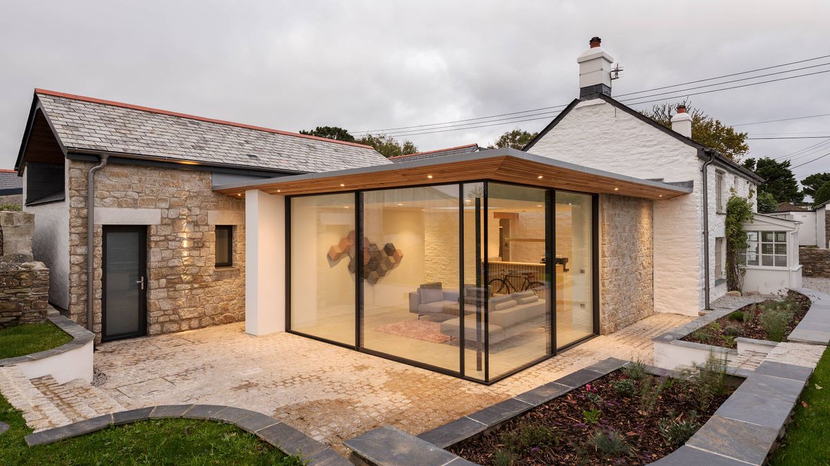 Cottage extensions: Expert tips and inspirational ideas | Homebuilding