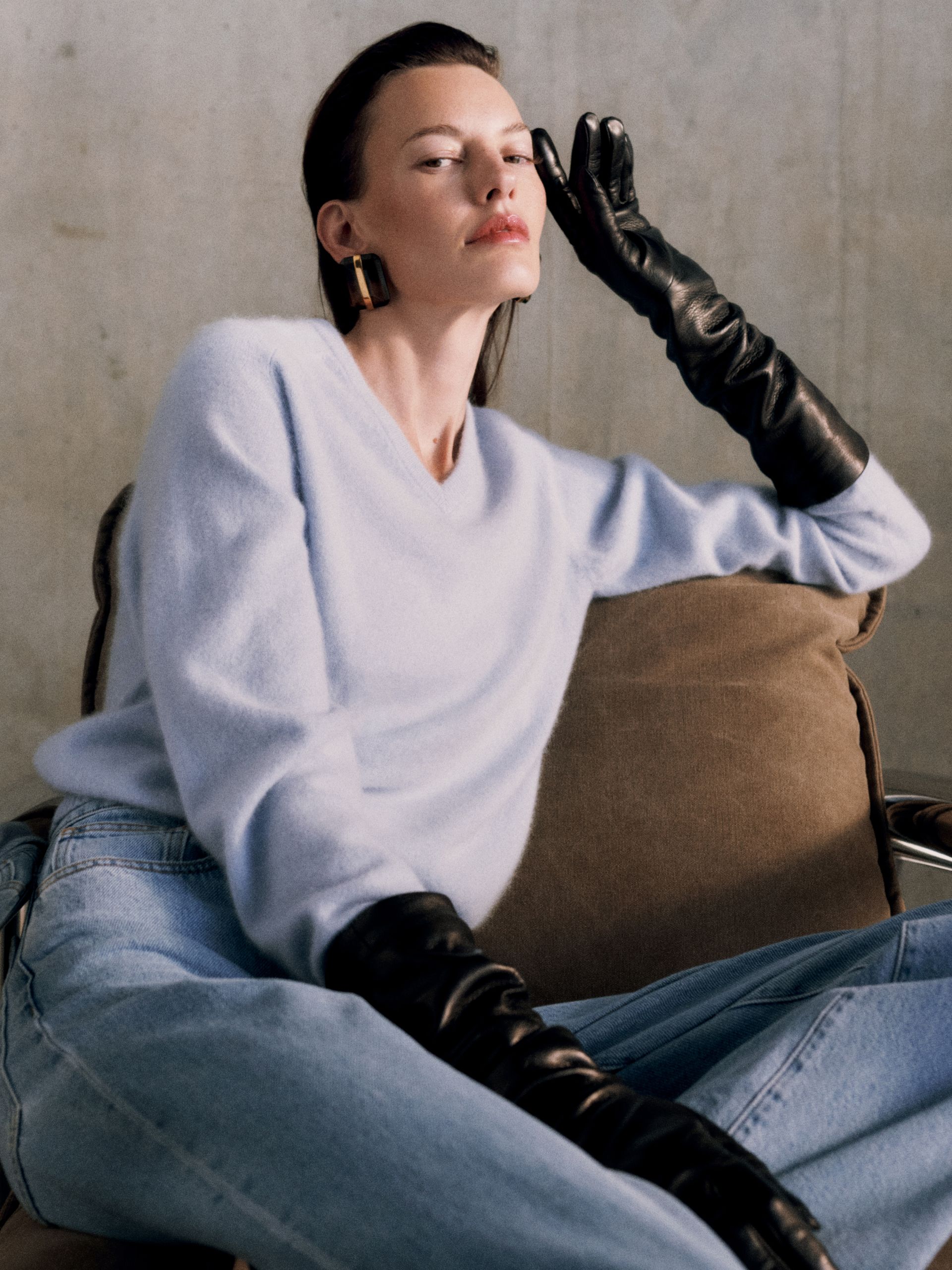 5 Wardrobe Foundations Fashion Experts Are Backing for 2025 | Who What Wear