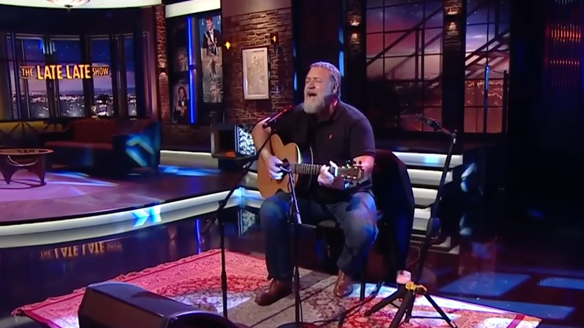 32 Famous Actors That Have Tried Their Hand At Singing | Cinemablend