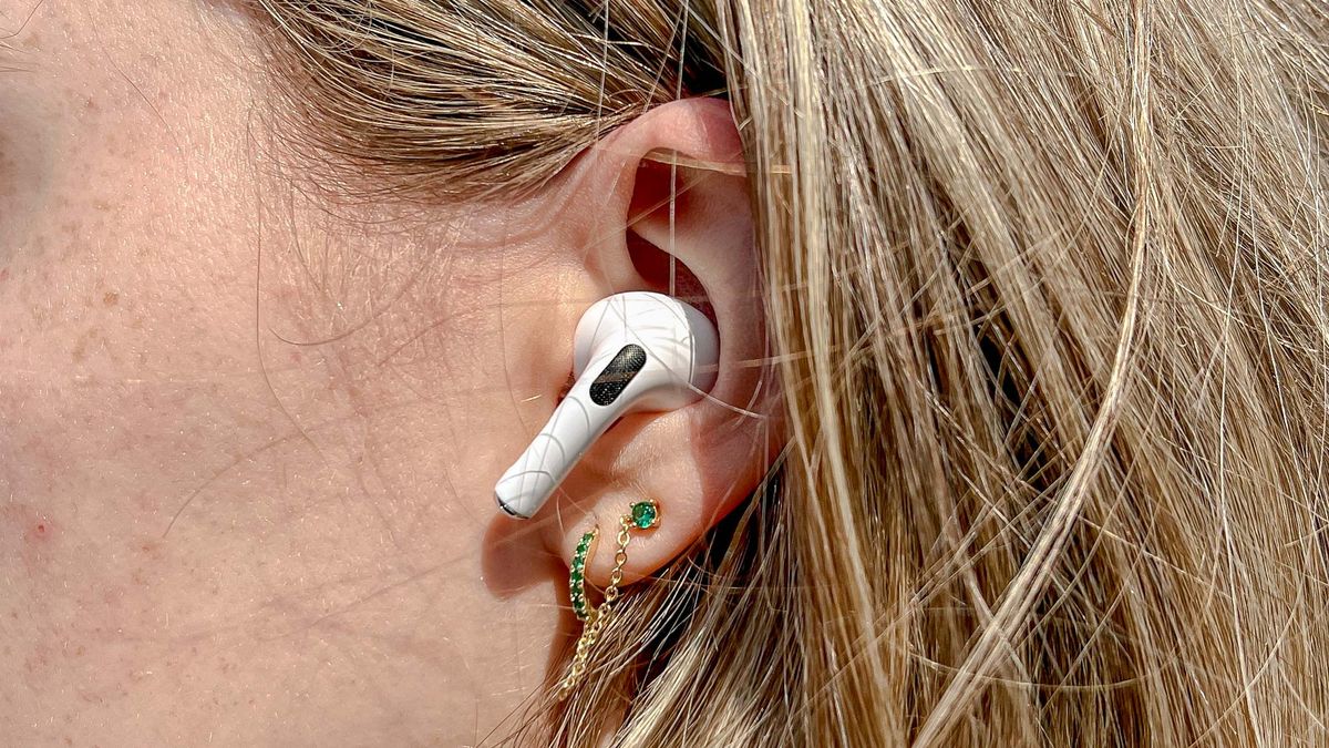 Apple AirPods Pro 2 review: Best noise-canceling and spatial audio for ...
