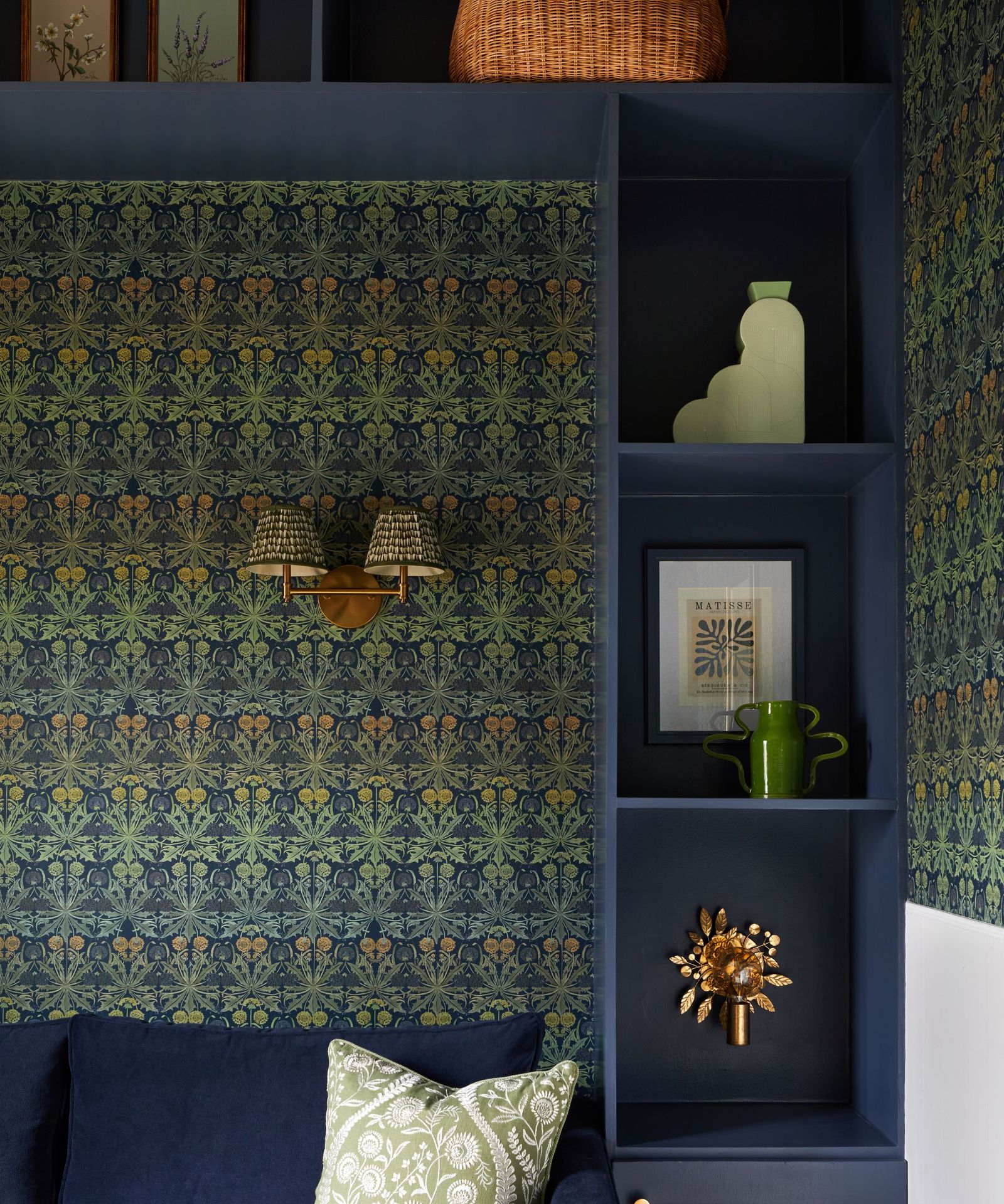 6 of the best dark blue paints, according to designers | Homes and Gardens