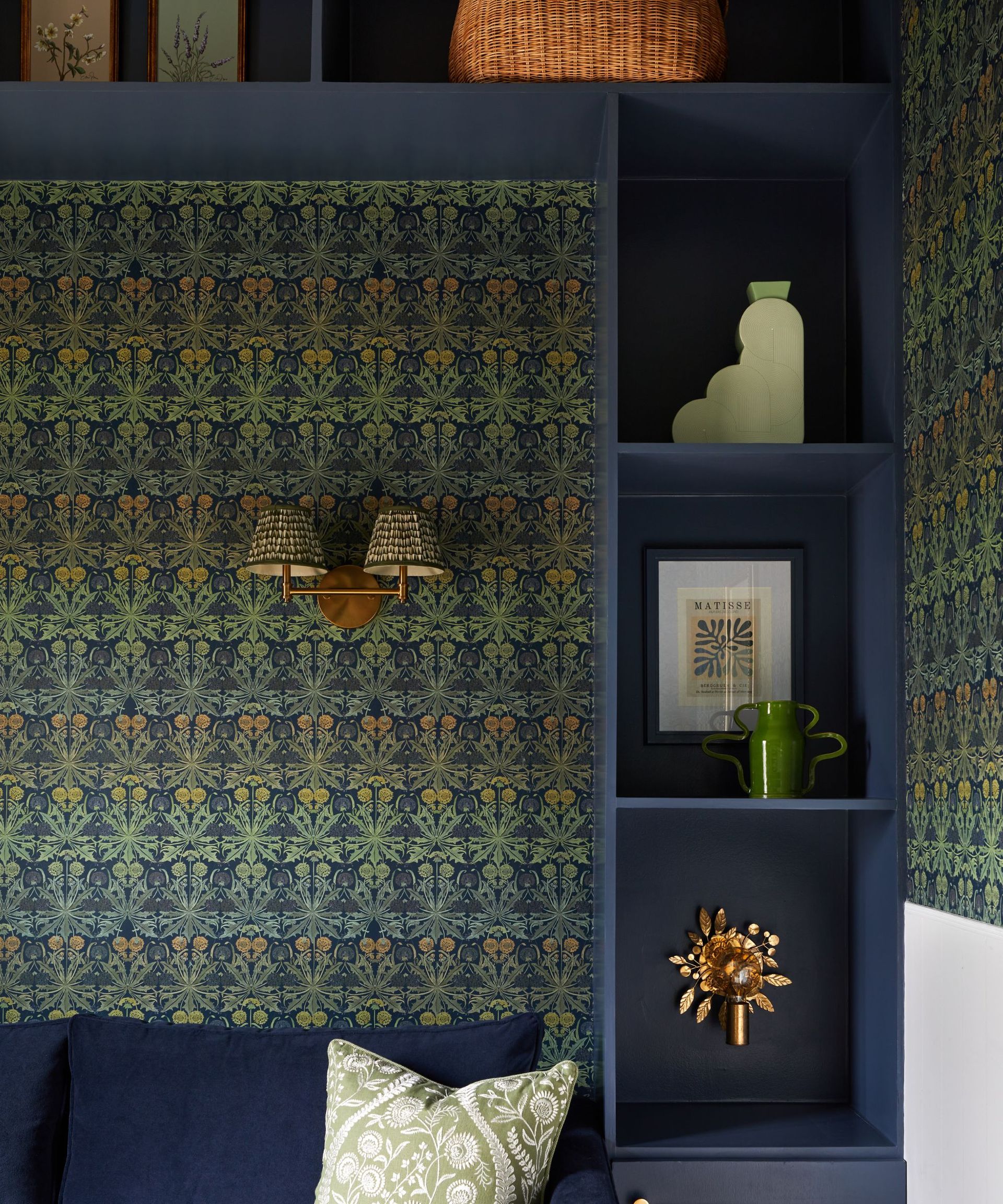 6 of the best dark blue paints, according to designers | Homes and Gardens