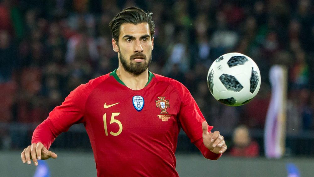 Silva demands end to Gomes 'rumours' and targets early October return ...