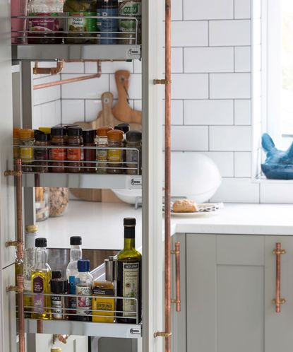 Storage solutions for small spaces: 24 ideas to store more in limited ...