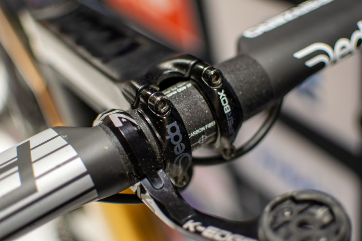 A closer look at the winning bike from the men's Omloop Het Nieuwsblad ...